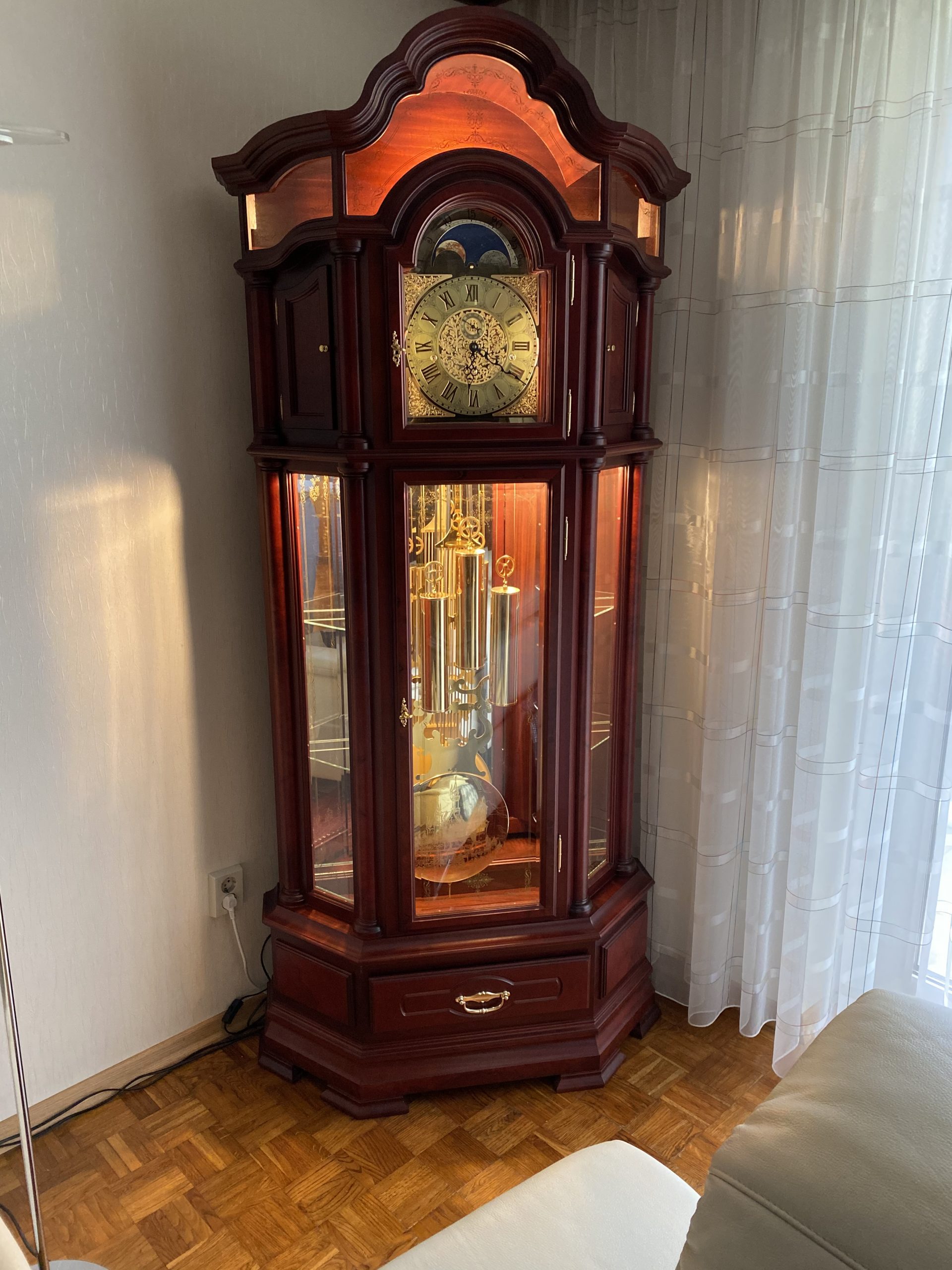 Impressive German Grandfather Clock | Traditional handwork | Nut tree